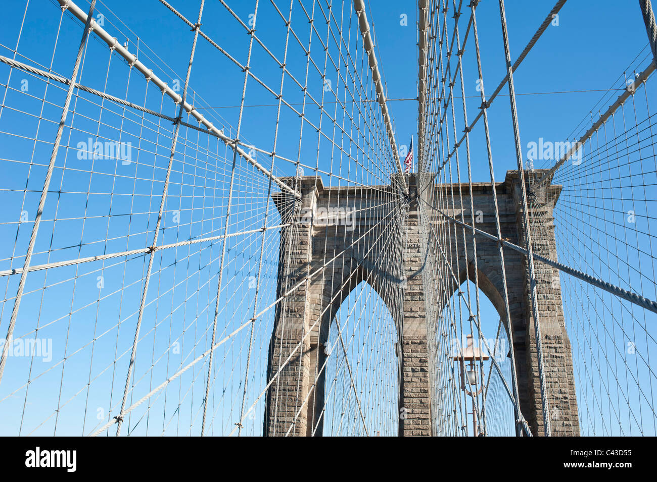 Wires and tower on Brooklyn Bridge Stock Photo - Alamy