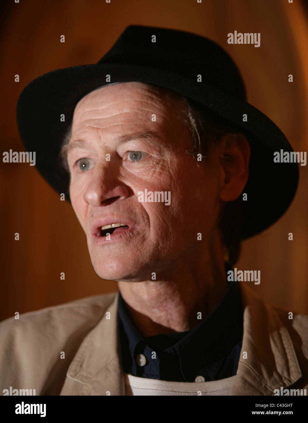Alex higgins white jimmy hi-res stock photography and images - Alamy
