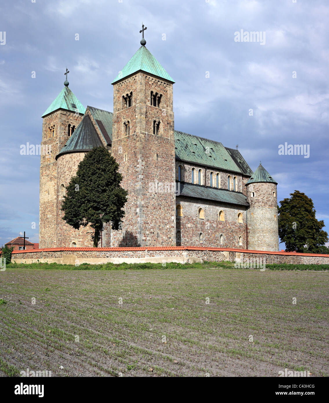 Polish romanesque architecture hi-res stock photography and images - Alamy