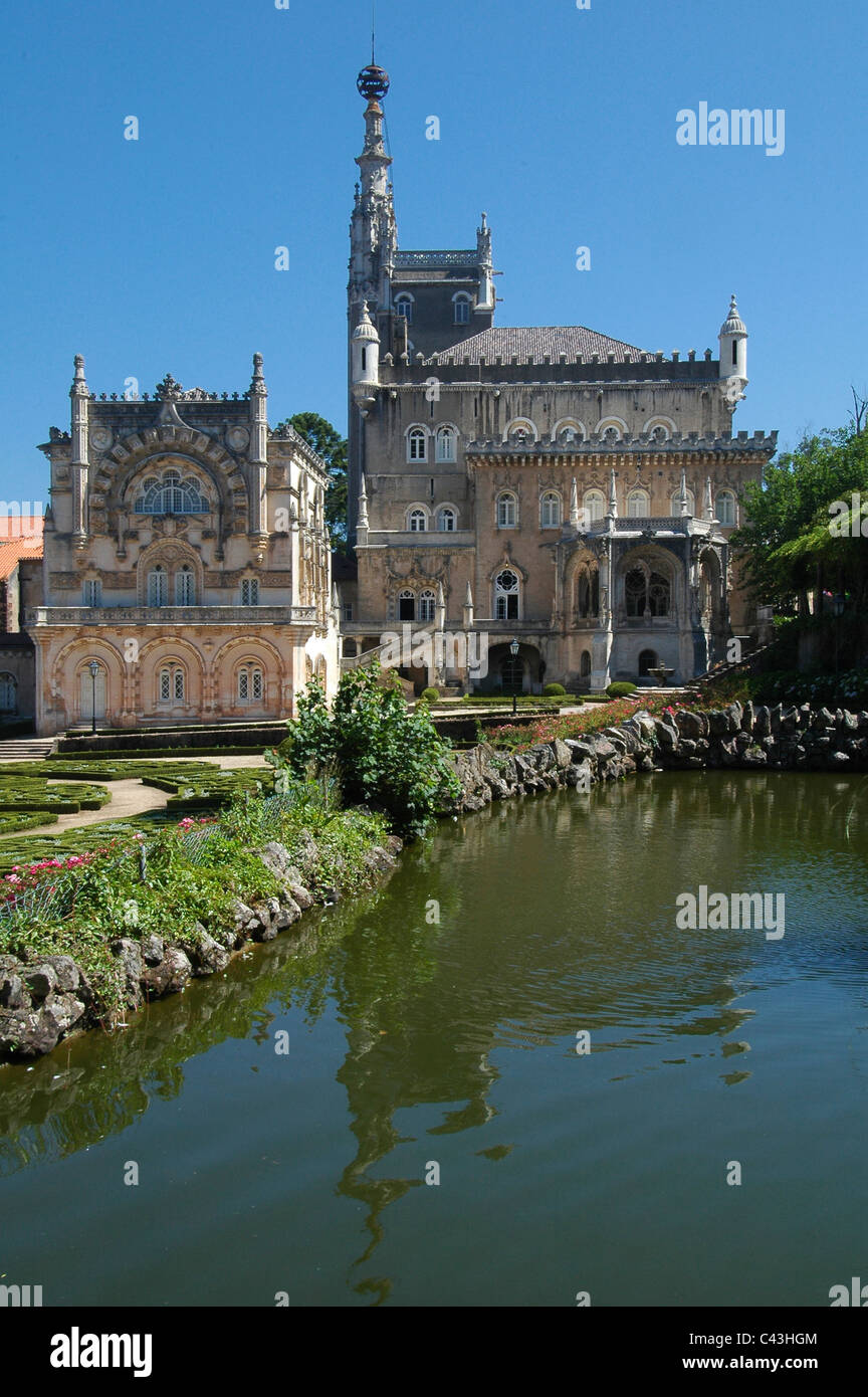 Exterior of the luxurious Palacio Hotel do Bussaco palace which was one ...