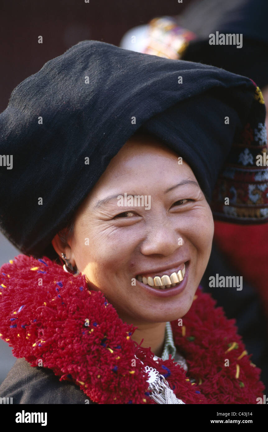 Mien tribe chiang mai hi-res stock photography and images - Alamy