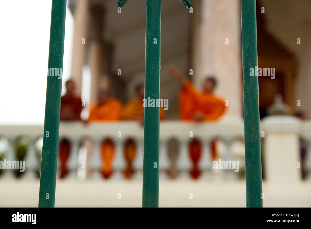 Cambodian monks temple hi-res stock photography and images - Alamy