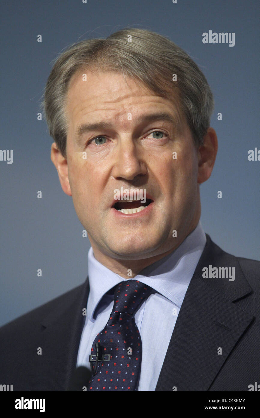 Owen paterson mp hi-res stock photography and images - Alamy