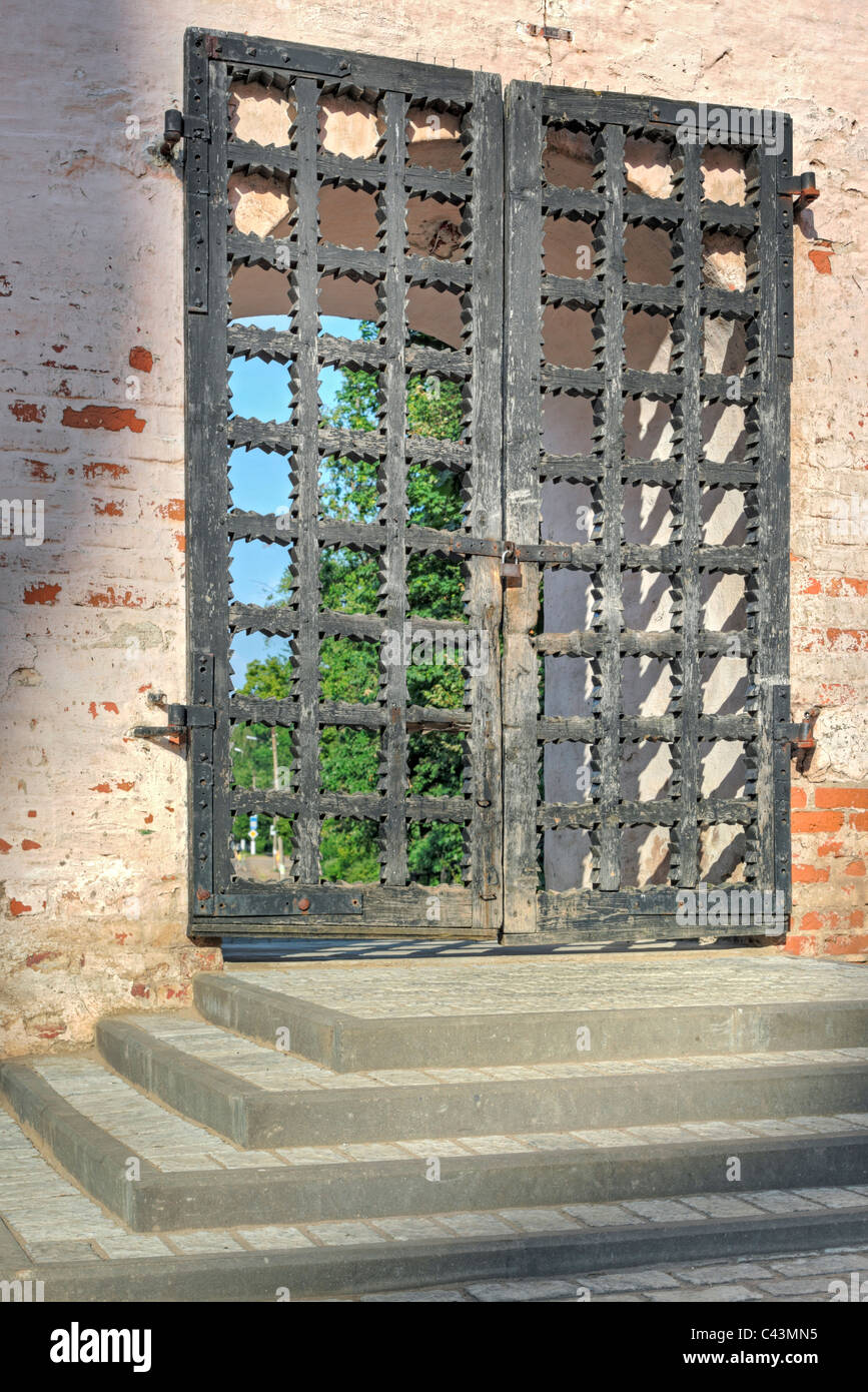 Europe, European, Eastern Europe, Wooden, grating, grate, entrance ...