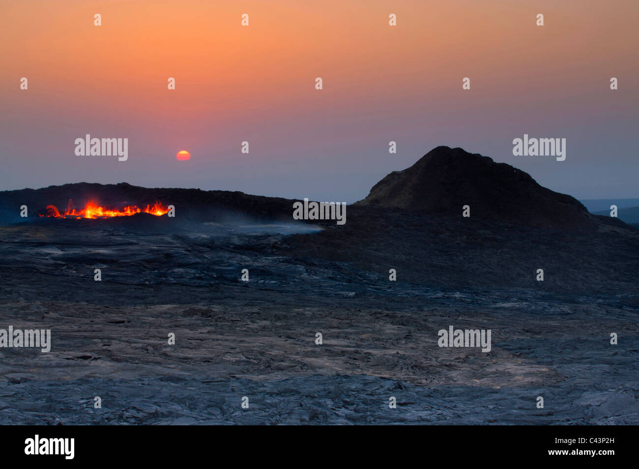 Erta ale, Africa, Ethiopia, Afar region, Afgar, Danakil, desert ...