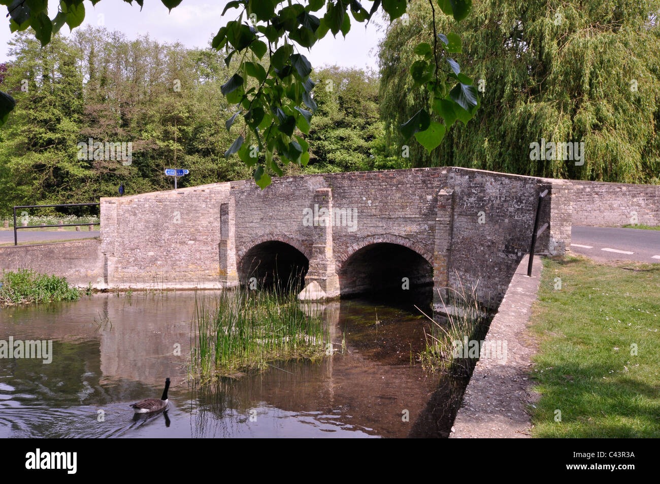 Nuns Bridge over the River Thet, Thetford, Norfolk Stock Photo - Alamy