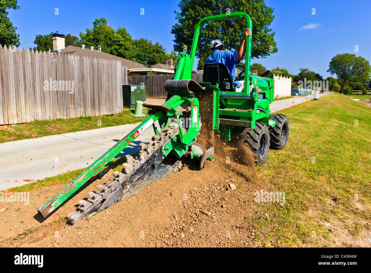 beautification, Chain trencher, construction equipment, dig trenches ... beautification, Chain trencher, construction equipment, dig trenches ...