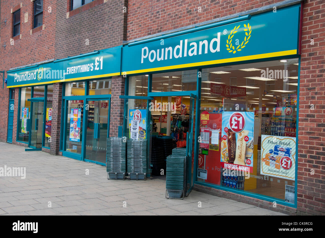 Poundland and products hi-res stock photography and images - Alamy