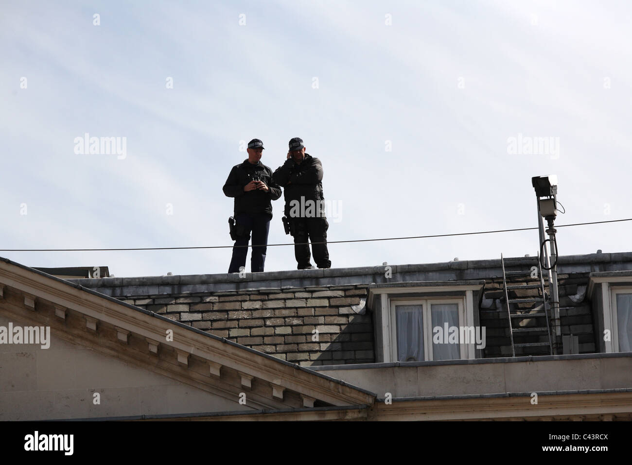 Uk police officers talking hi-res stock photography and images - Alamy