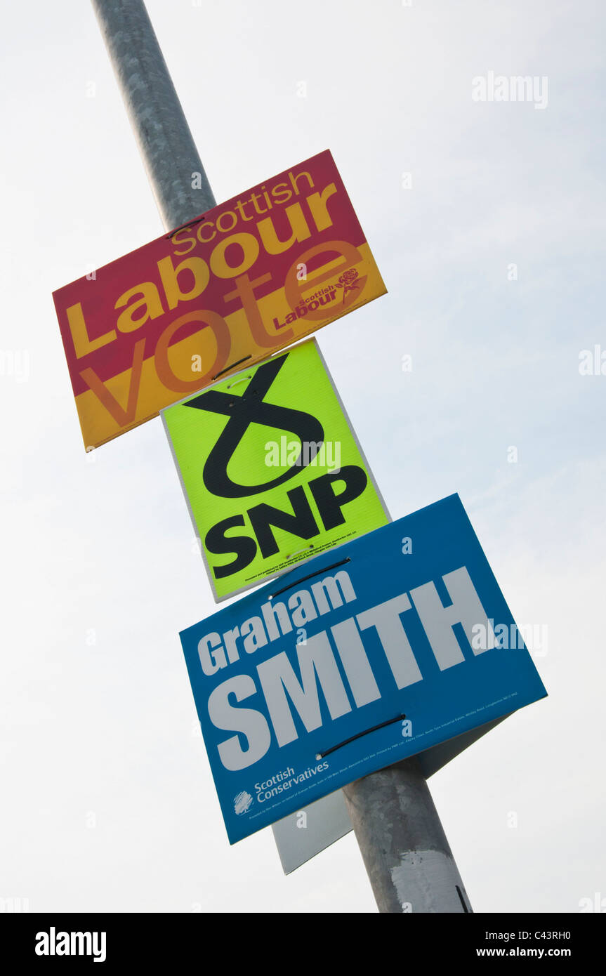 Political campaign posters hi-res stock photography and images - Alamy