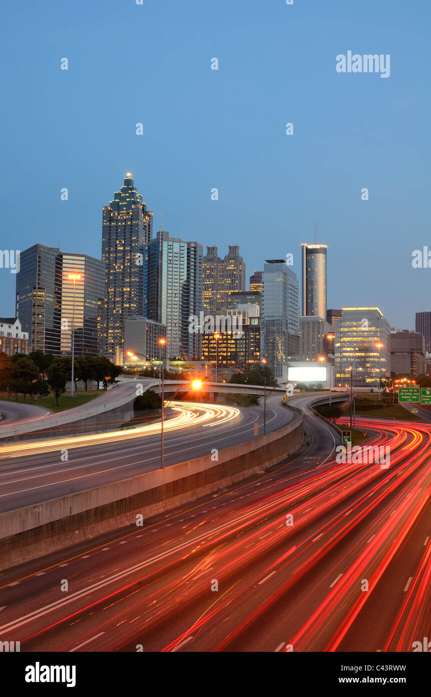 Downtown commute hi-res stock photography and images - Alamy