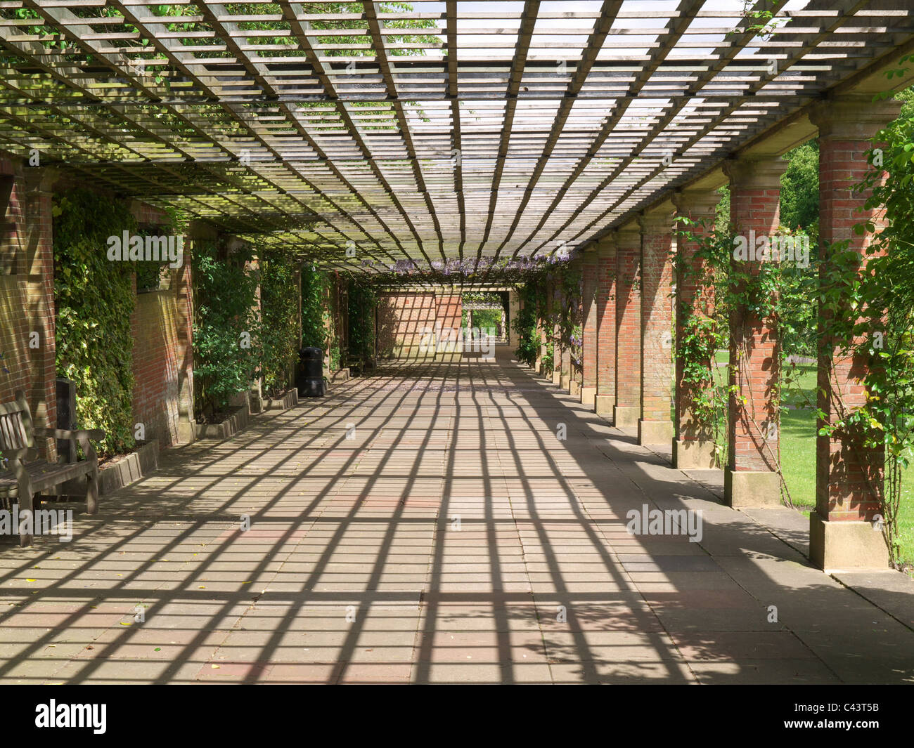 Central Colonnades High Resolution Stock Photography and Images - Alamy