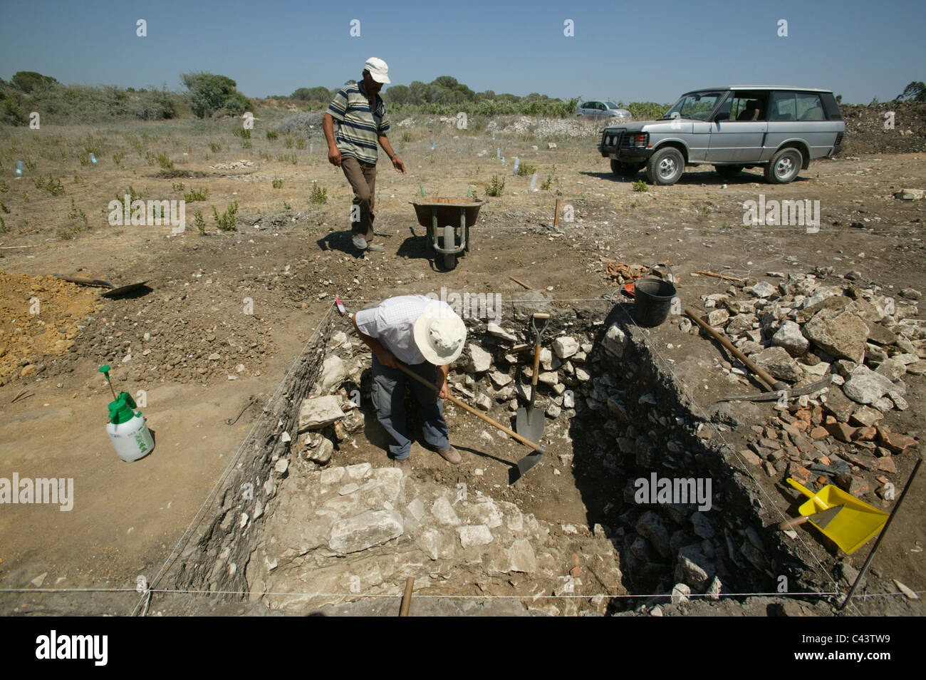 Archaeological dig site Stock Photo - Alamy