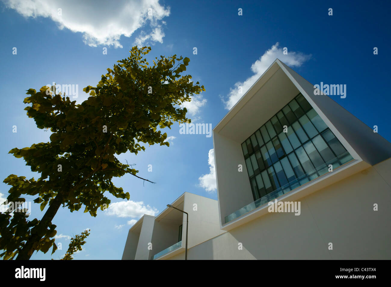 Modern architecture building Stock Photo - Alamy