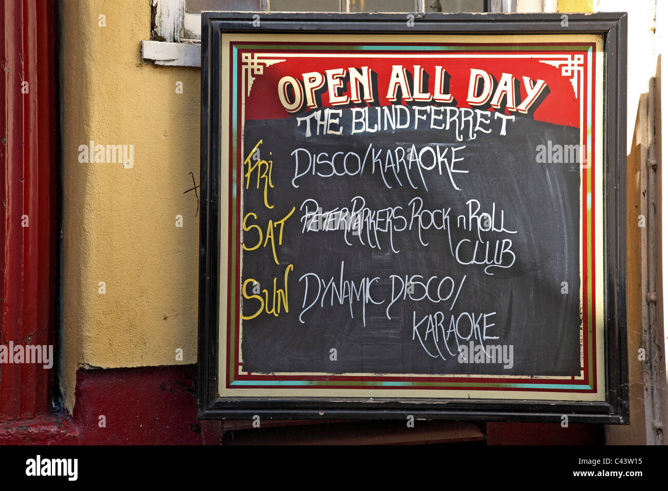 open all day Stock Photo - Alamy