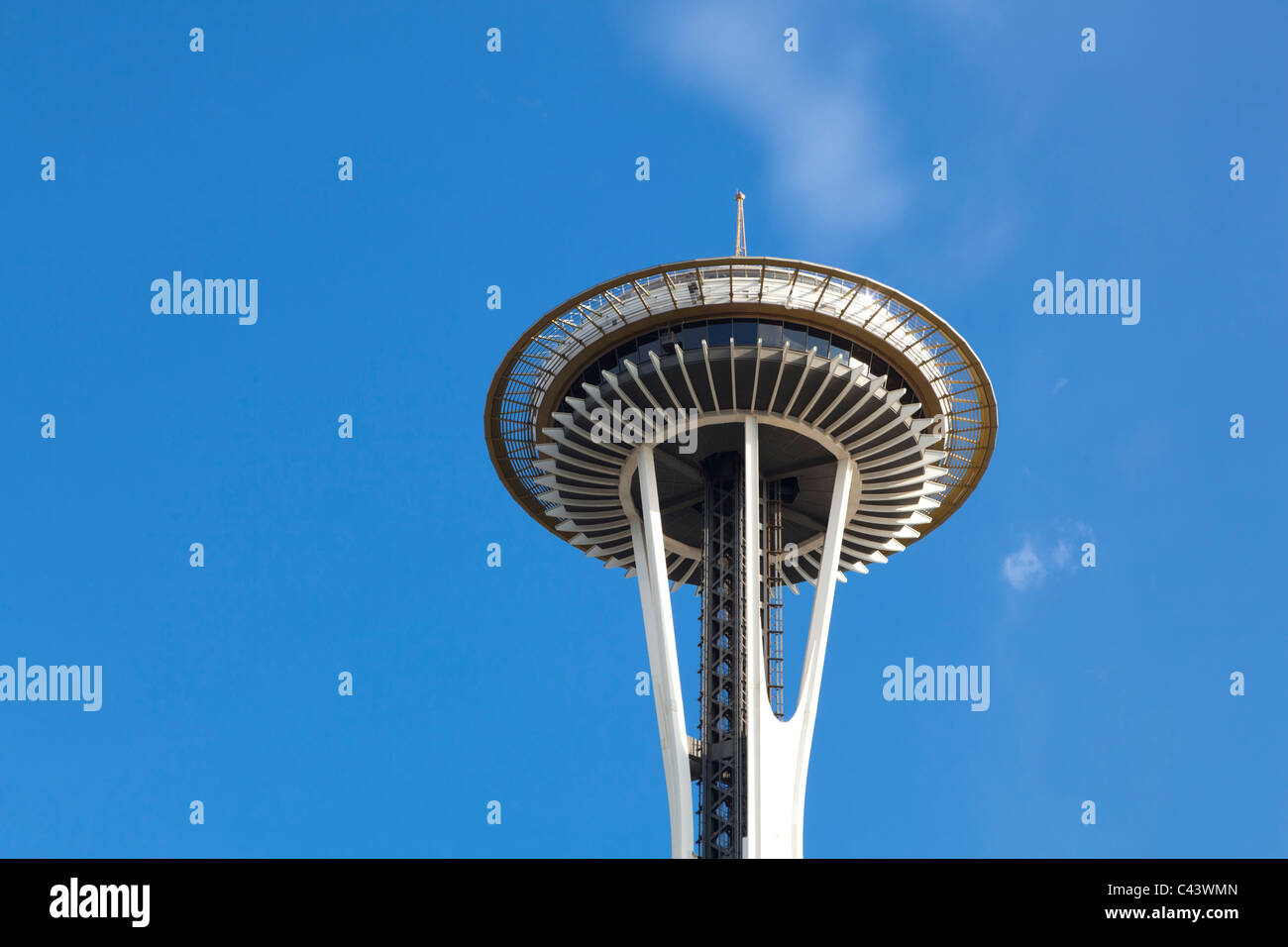 Space needle in clouds hi-res stock photography and images - Alamy