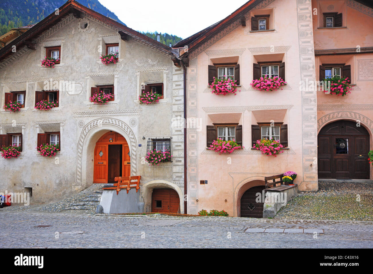 Engadin architecture hi-res stock photography and images - Alamy