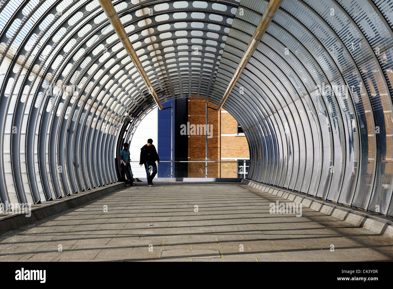 Poplar dlr station hi-res stock photography and images - Alamy