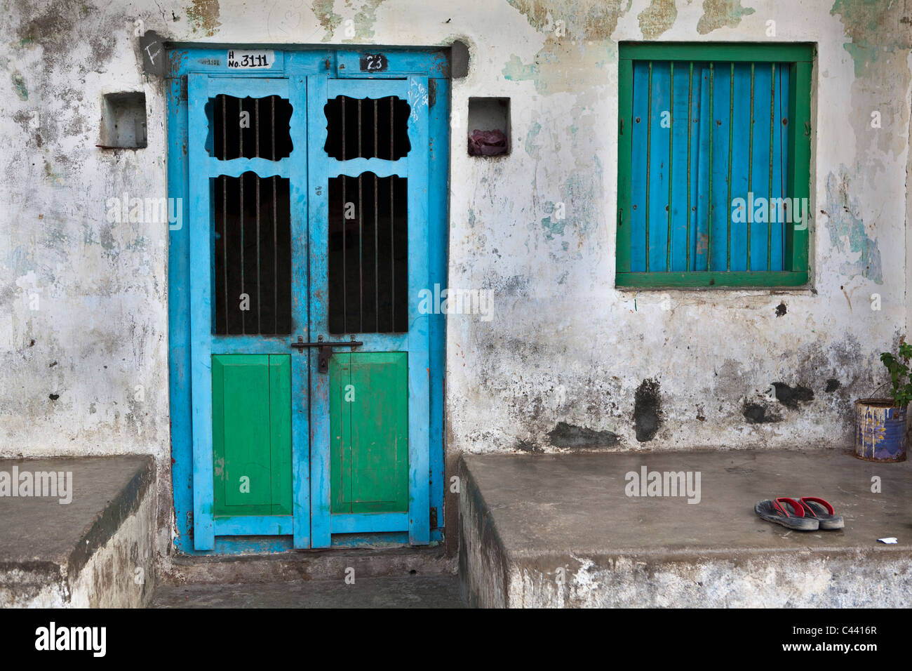 Diu style door design and window, Diu, Gujarat, India Stock Photo - Alamy