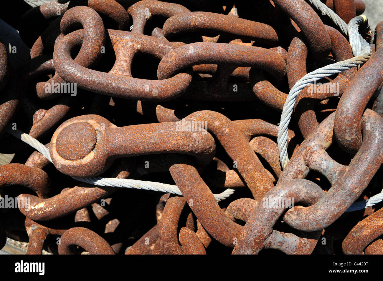 Corrosion damage to chain hi-res stock photography and images - Alamy