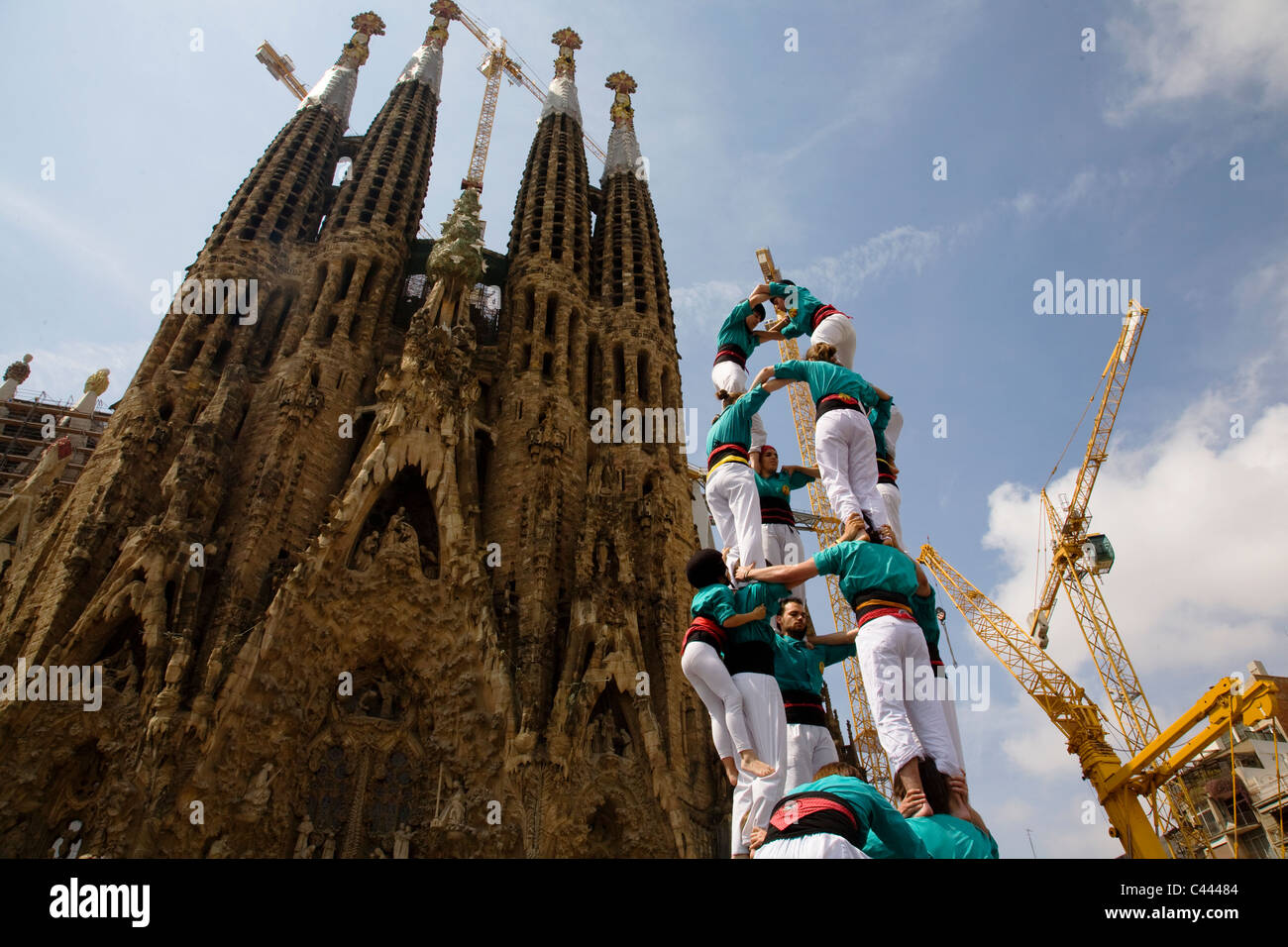 Catekllers ( Human castles) display, Sagrada Familia, Barcelona Stock ...