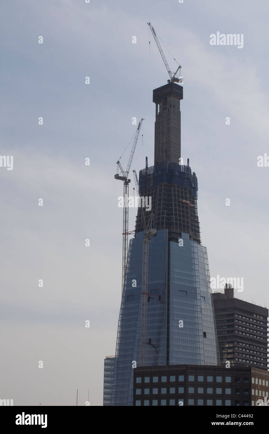 Crane at shard building hi-res stock photography and images - Alamy