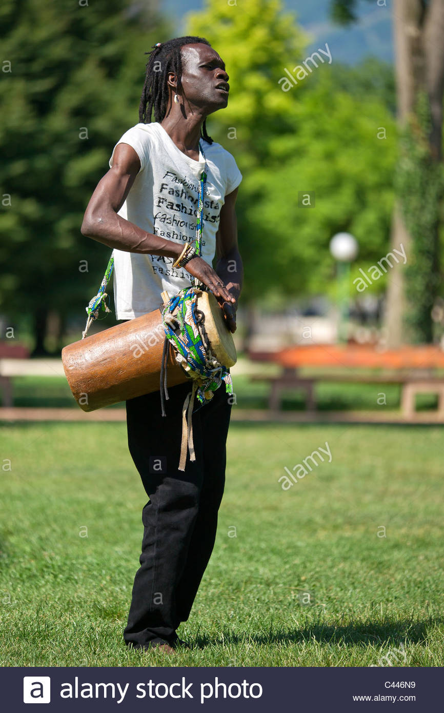 Senegalese Man High Resolution Stock Photography and Images - Alamy