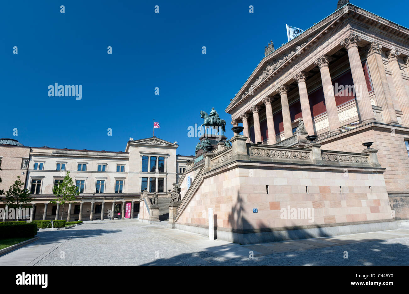 Neues museum and alte nationalgalerie hi-res stock photography and ...
