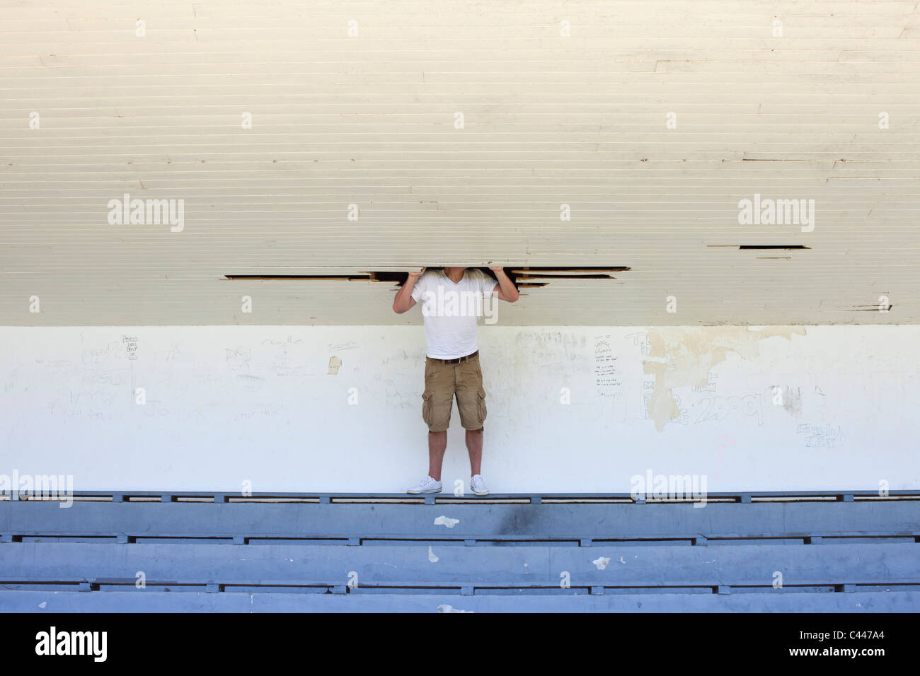 Spectator view hi-res stock photography and images - Alamy