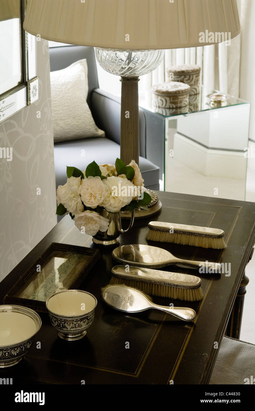 Dressing table lamp hi-res stock photography and images - Alamy