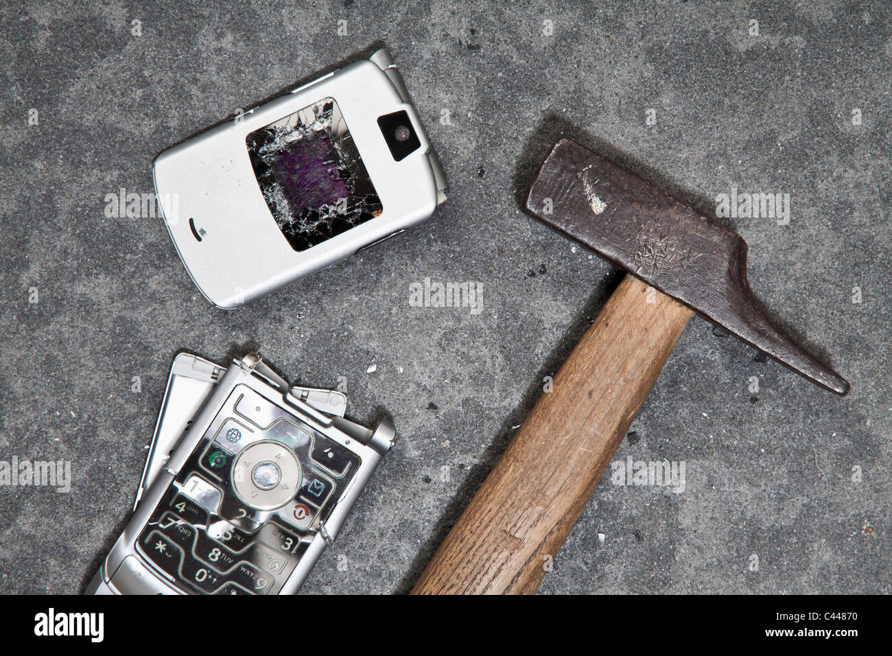 Smashed phone hi-res stock photography and images - Alamy