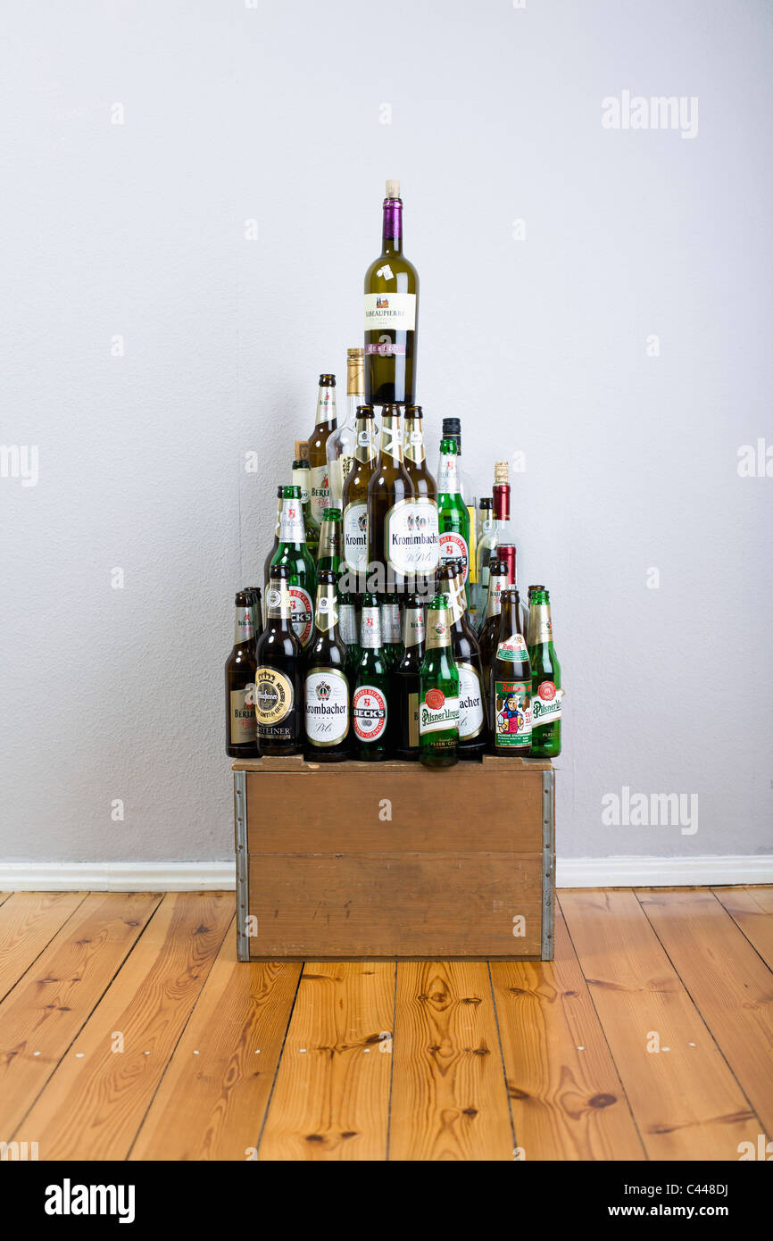 A pyramid of bottles hi-res stock photography and images - Alamy