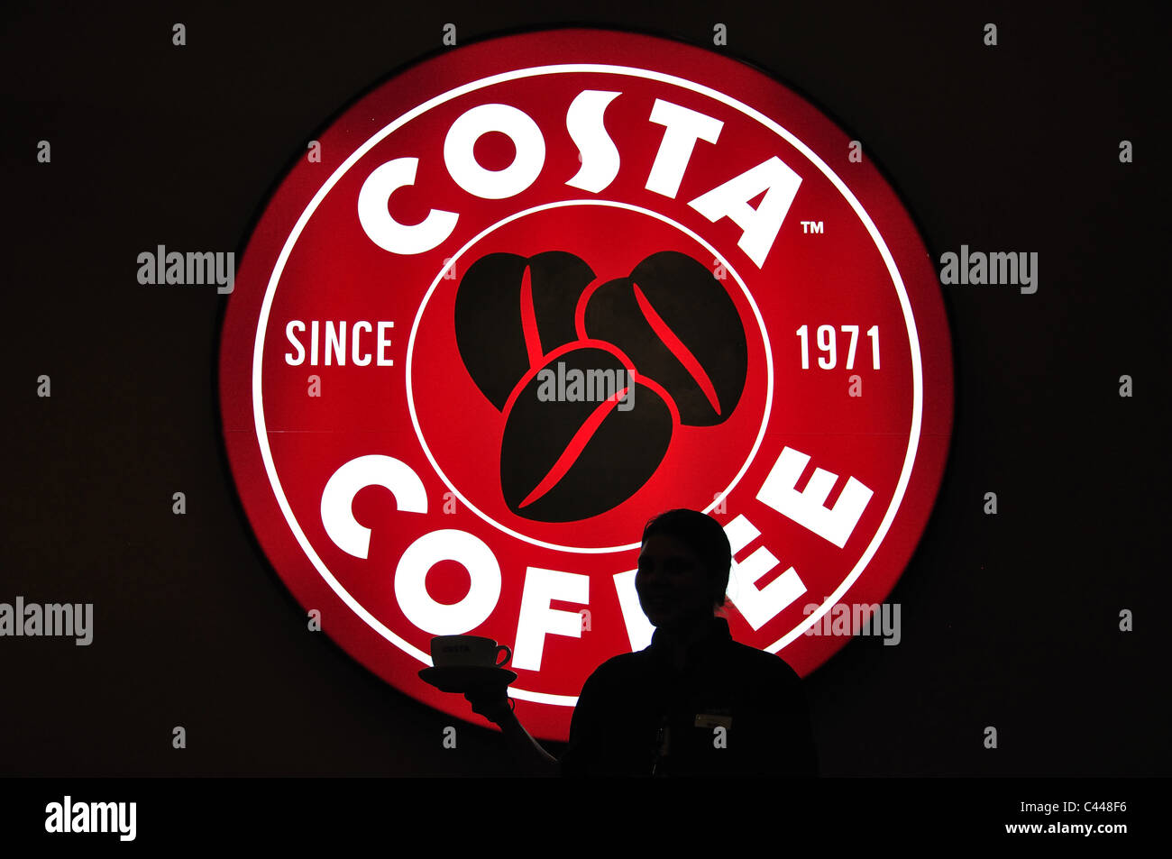 Faro airport hi-res stock photography and images - Alamy