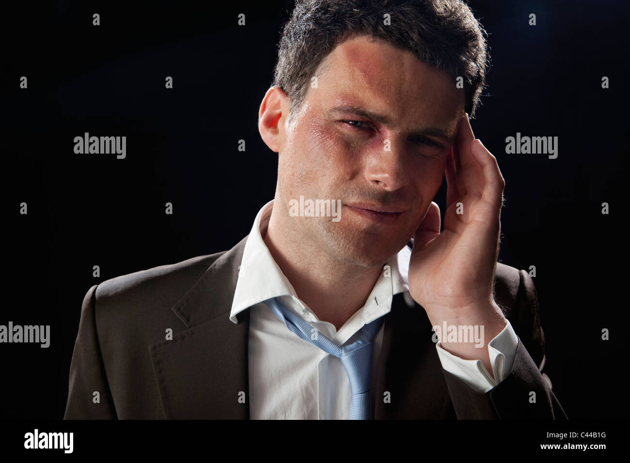 Man wincing pain hi-res stock photography and images - Alamy