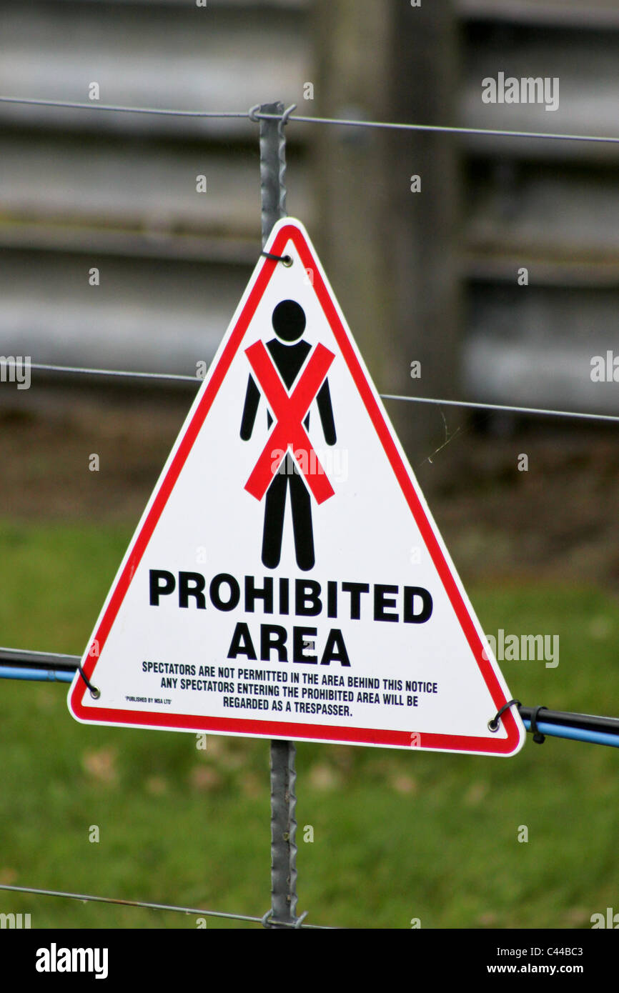 prohibited area sign Stock Photo - Alamy