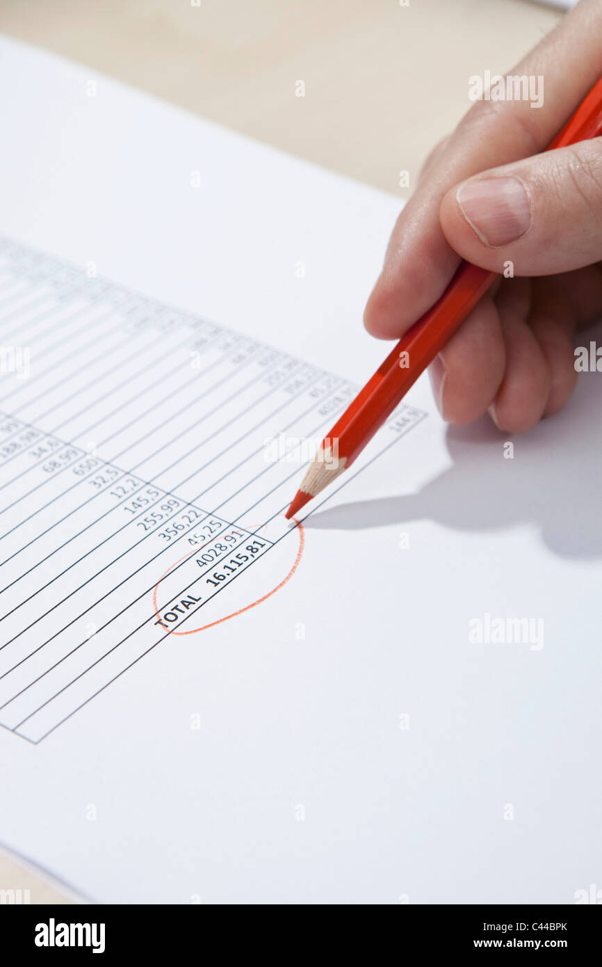 Totaling hi-res stock photography and images - Alamy