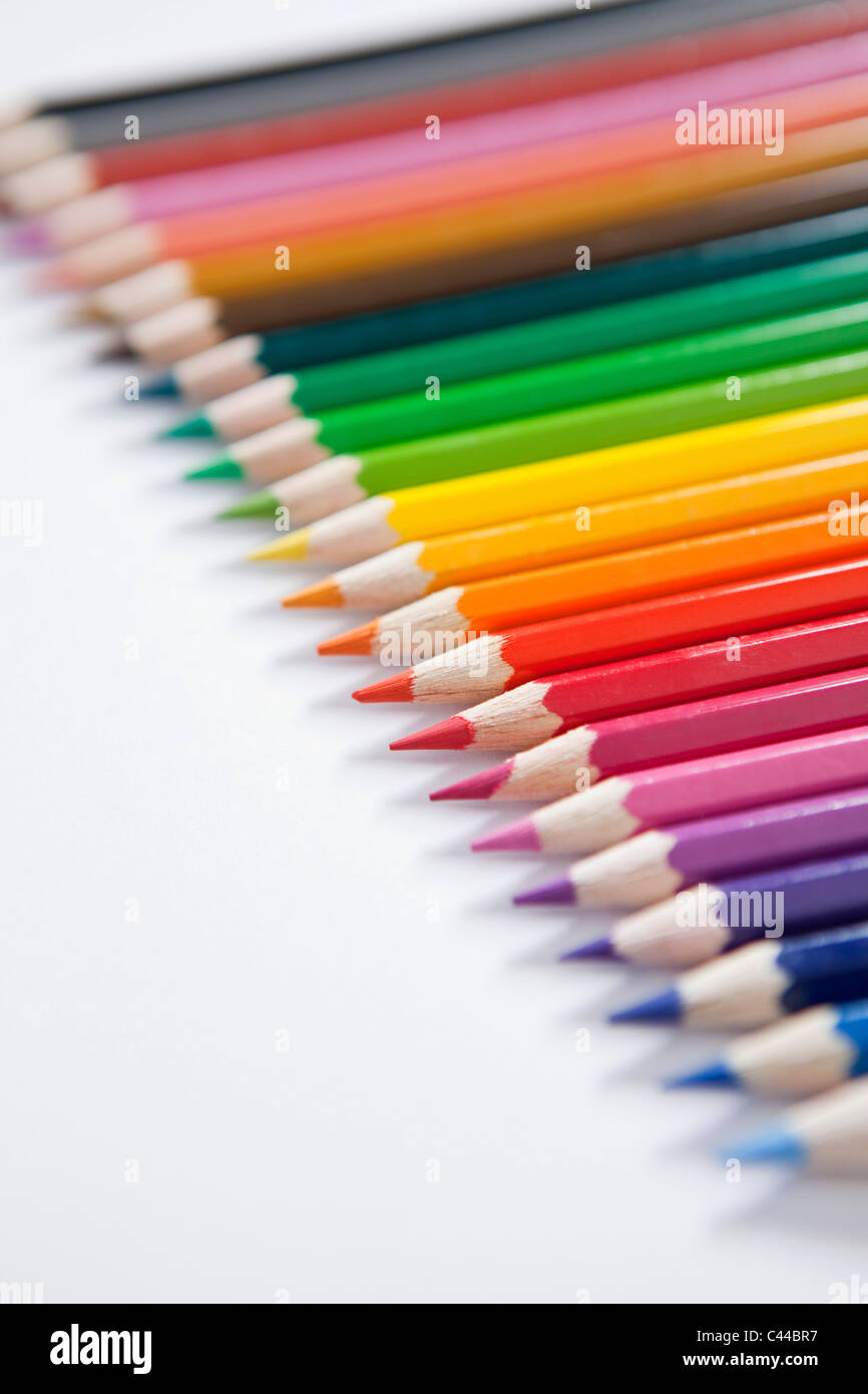 Primary colored pencils hi-res stock photography and images - Alamy