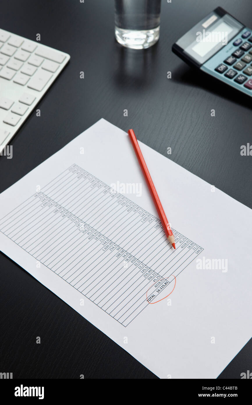 Invoice data hi-res stock photography and images - Alamy