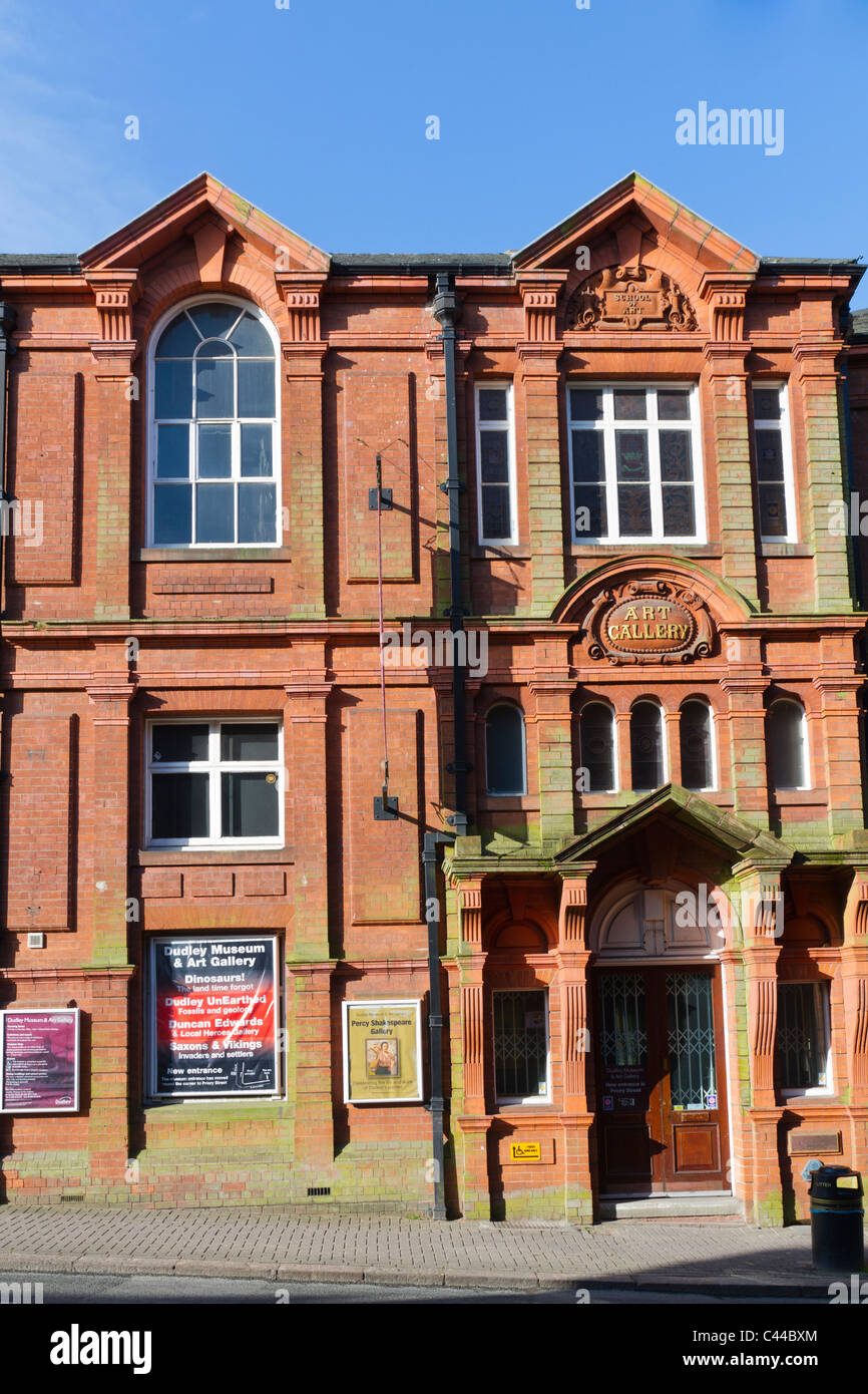 The Art Gallery and Museum in Dudley West Midlands Stock Photo - Alamy