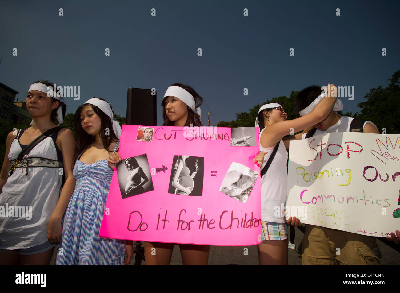 American anti smoking posters hi-res stock photography and images - Alamy