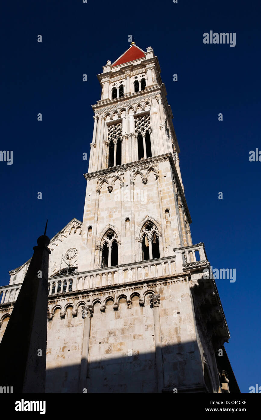 Cathedral of st. Lawrence in Trogir town Stock Photo - Alamy