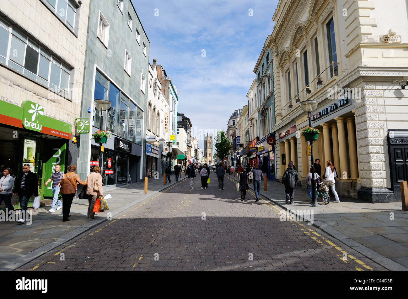 Bold Street, Liverpool with the bombed church at the top Stock Photo ...