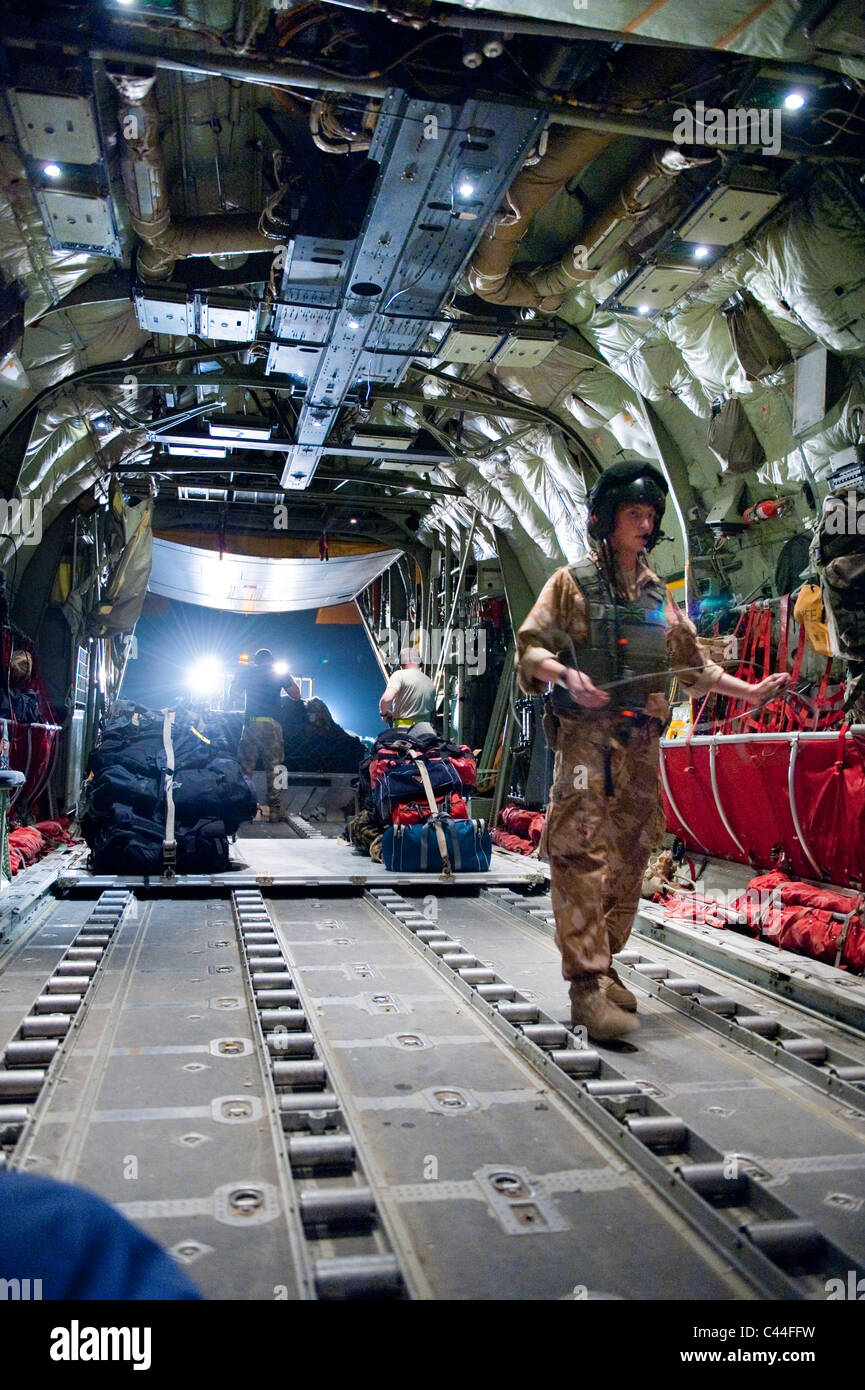 Military logistics hi-res stock photography and images - Alamy