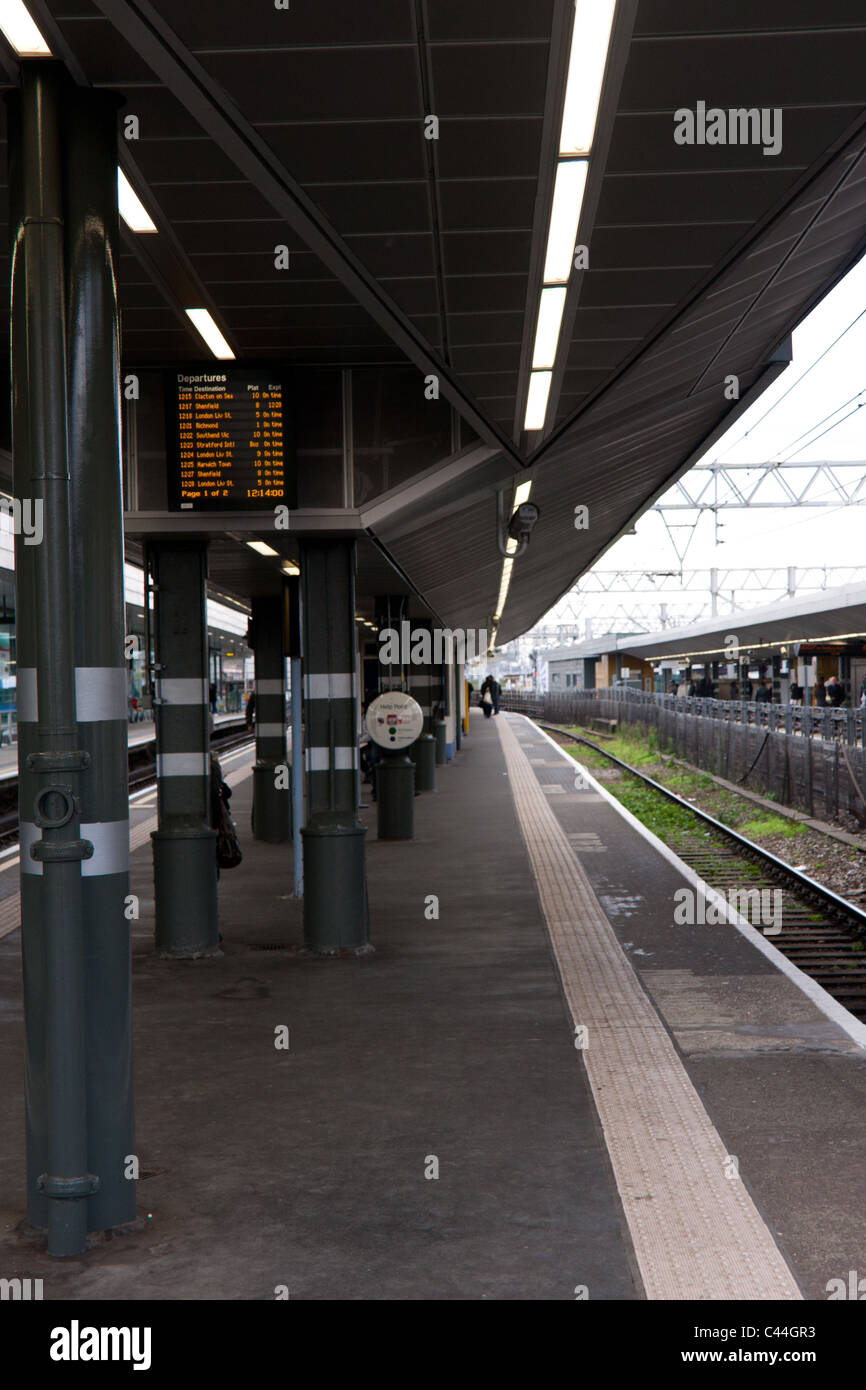 Stratford interchange hi-res stock photography and images - Alamy