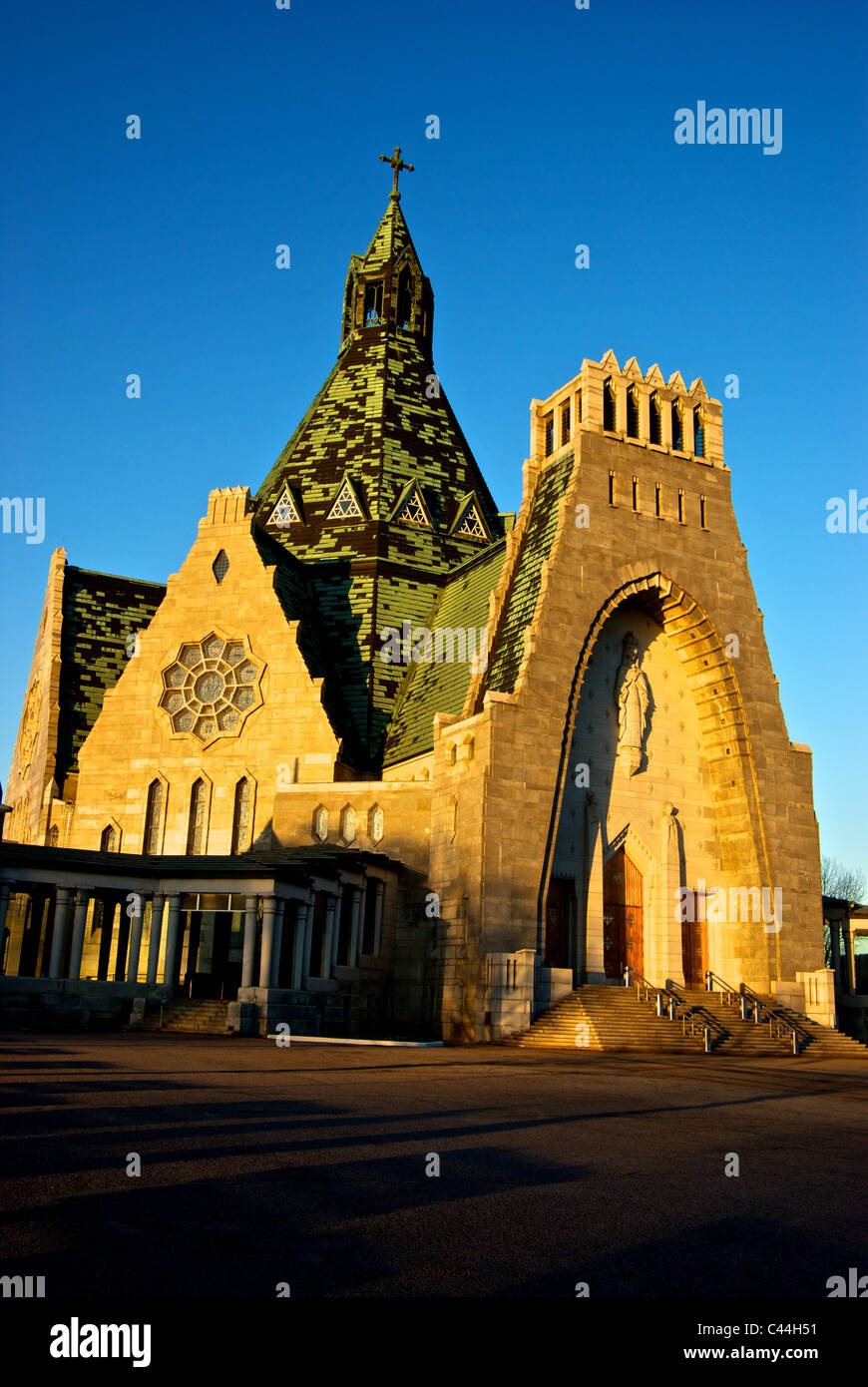 Notre dame du cap shrine hi-res stock photography and images - Alamy