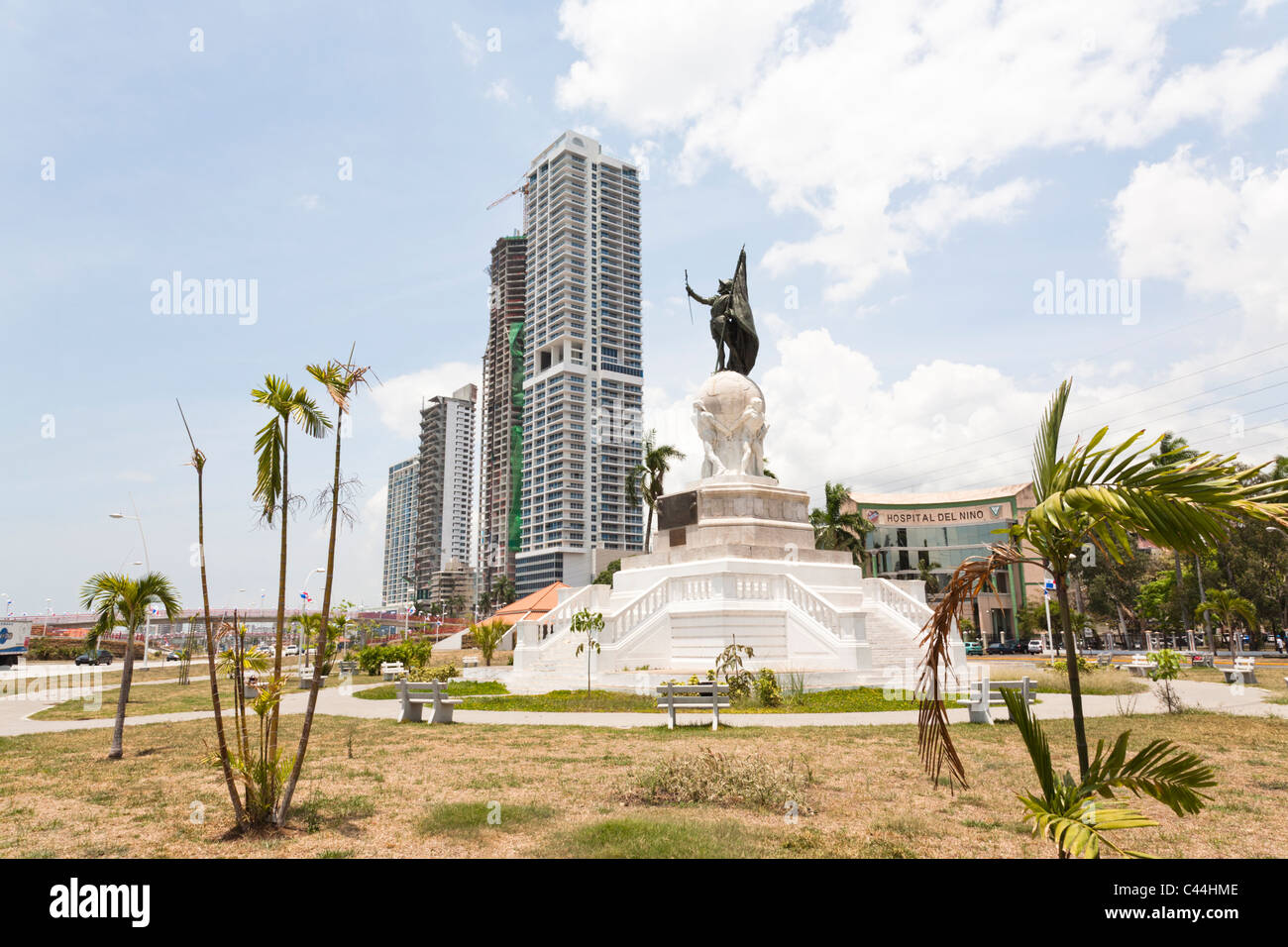 Statue of vasco nunez de balboa hi-res stock photography and images - Alamy