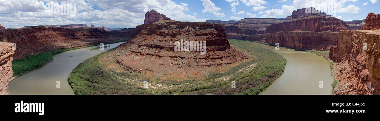The Big Bend of the Colorado River in CanyonLands Stock Photo - Alamy