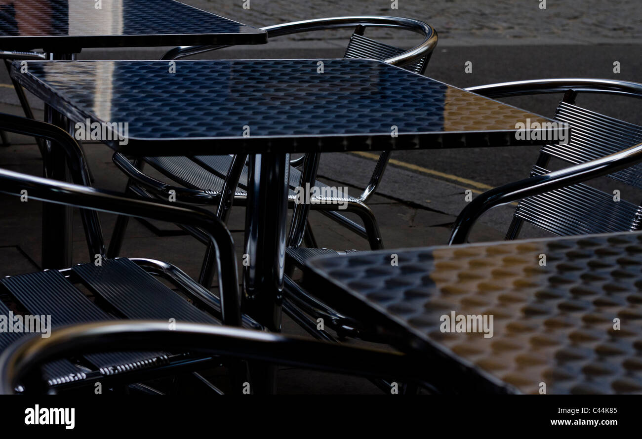 Roadside table hi-res stock photography and images - Alamy