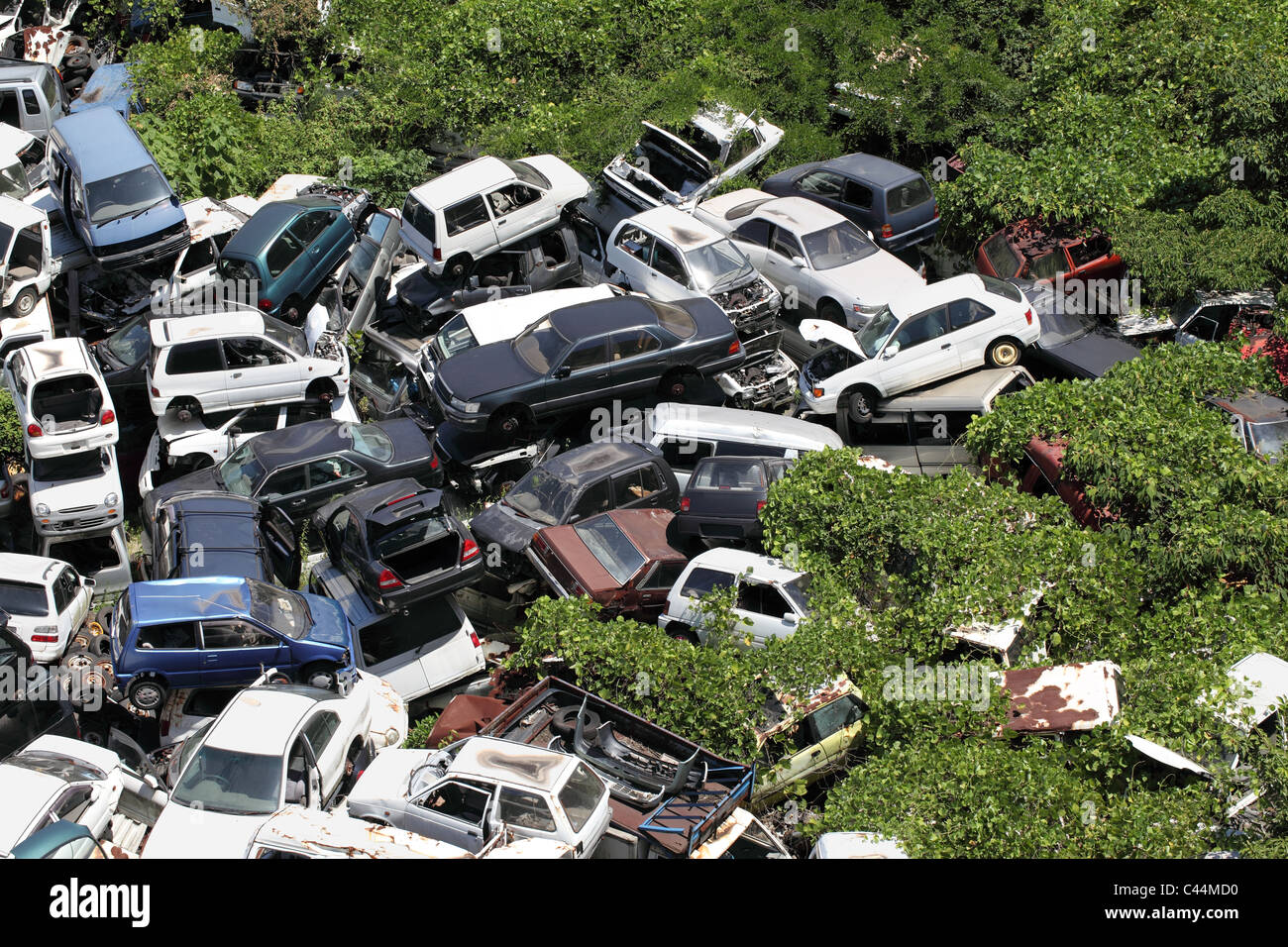 Bent cars hi-res stock photography and images - Alamy
