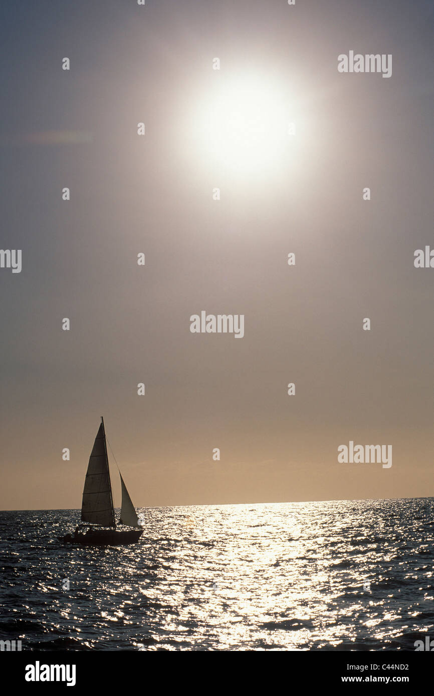 Indian, ocean, sea, La Reunion, sun, ship, sailing ship Stock Photo - Alamy